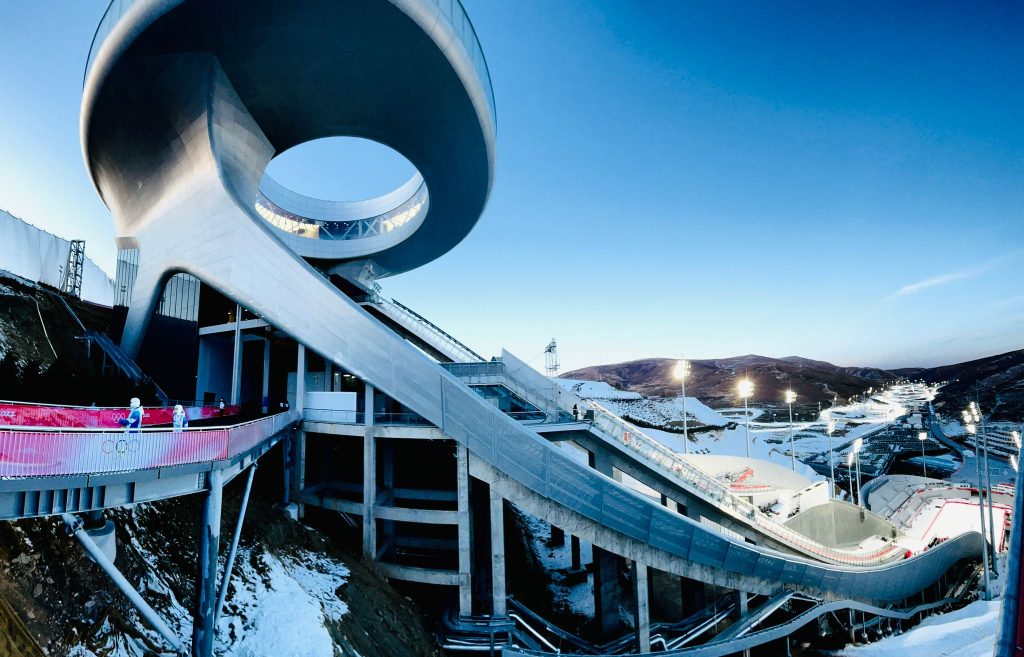 Wellinger mit neuem Sprungski - Forum Nordicum